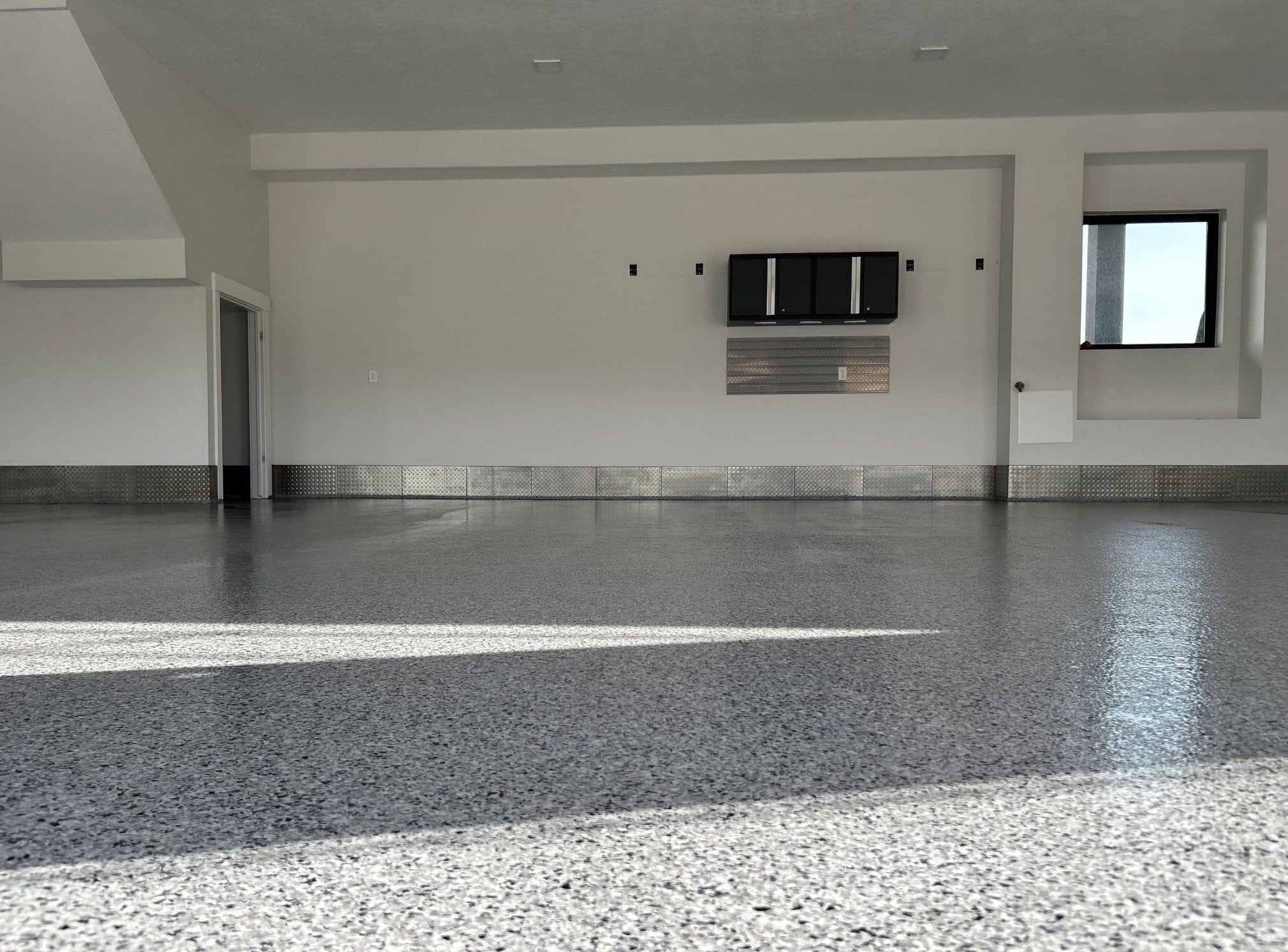 Professional Floor Coatings Vs. DIY: Understanding The 6 Unique ...